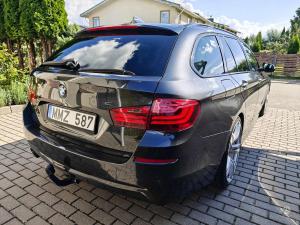 Grey BMW 520 2014 in Vilnius, with an engine capacity of 2.00 L and mileage of 303 thousand km for 10000 €, photo 6 on AUTOMOTO.COM.LV