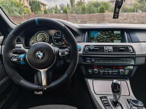 Grey BMW 520 2014 in Vilnius, with an engine capacity of 2.00 L and mileage of 303 thousand km for 10000 €, photo 10 on AUTOMOTO.COM.LV
