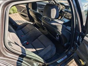 Grey BMW 520 2014 in Vilnius, with an engine capacity of 2.00 L and mileage of 303 thousand km for 10000 €, photo 11 on AUTOMOTO.COM.LV