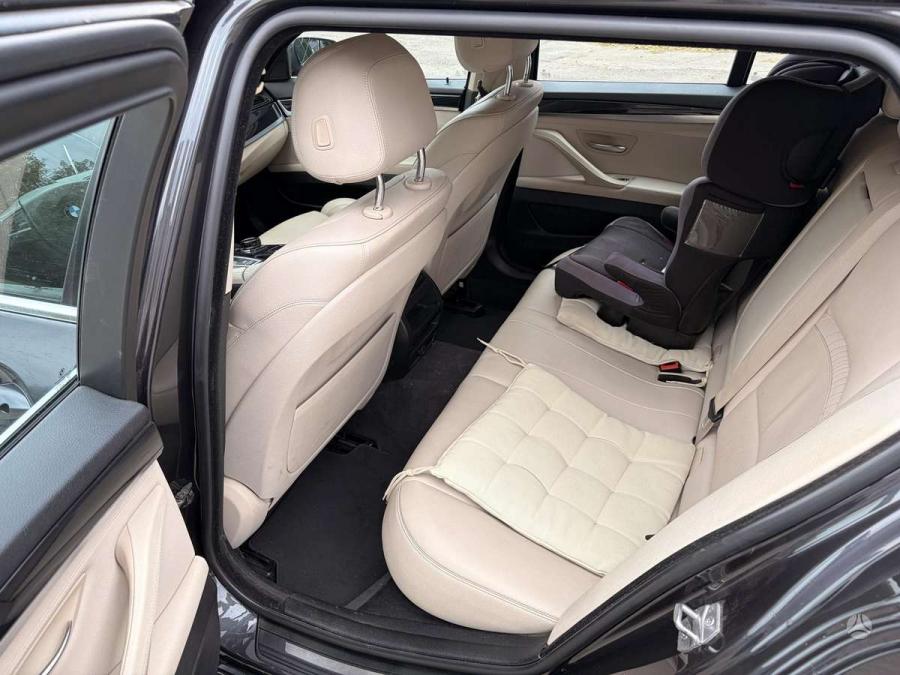 Pelēks BMW 520 2014 Kauņa, ar dzinēja tilpumu 2.00 L un nobraukumu 313 tūkst. km par 8200 €, foto 13 vietnē AUTOMOTO.COM.LV