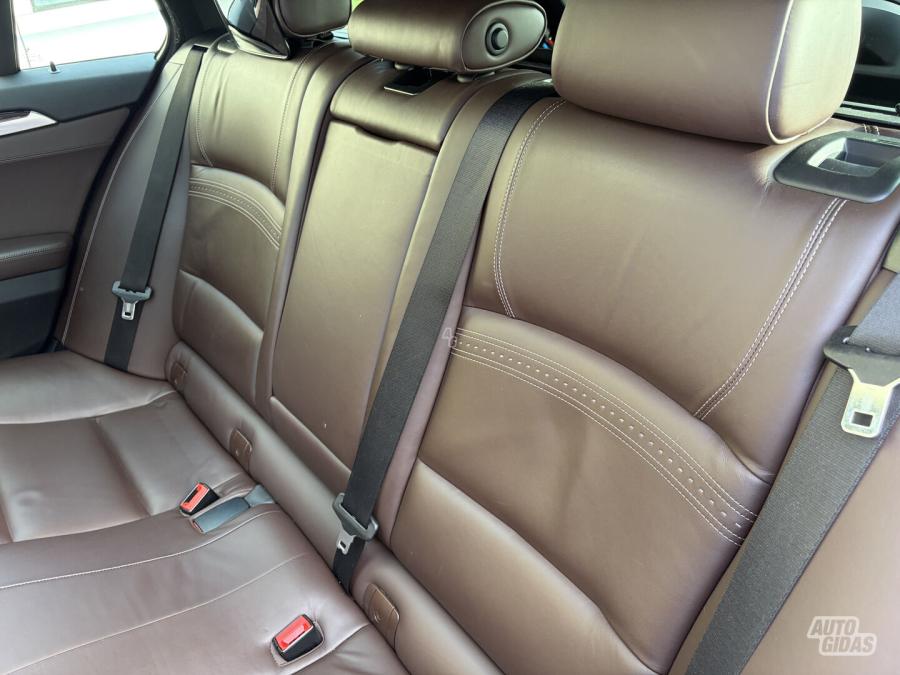 Pelēks BMW 520 2014 Viļņa, ar dzinēja tilpumu 2.00 L un nobraukumu 315 tūkst. km par 13500 €, foto 31 vietnē AUTOMOTO.COM.LV