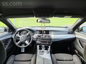 Pelēks BMW 520 2015 Rīga, ar dzinēja tilpumu 2.00 L un nobraukumu 0 tūkst. km par 12850 €, foto 6 vietnē AUTOMOTO.COM.LV