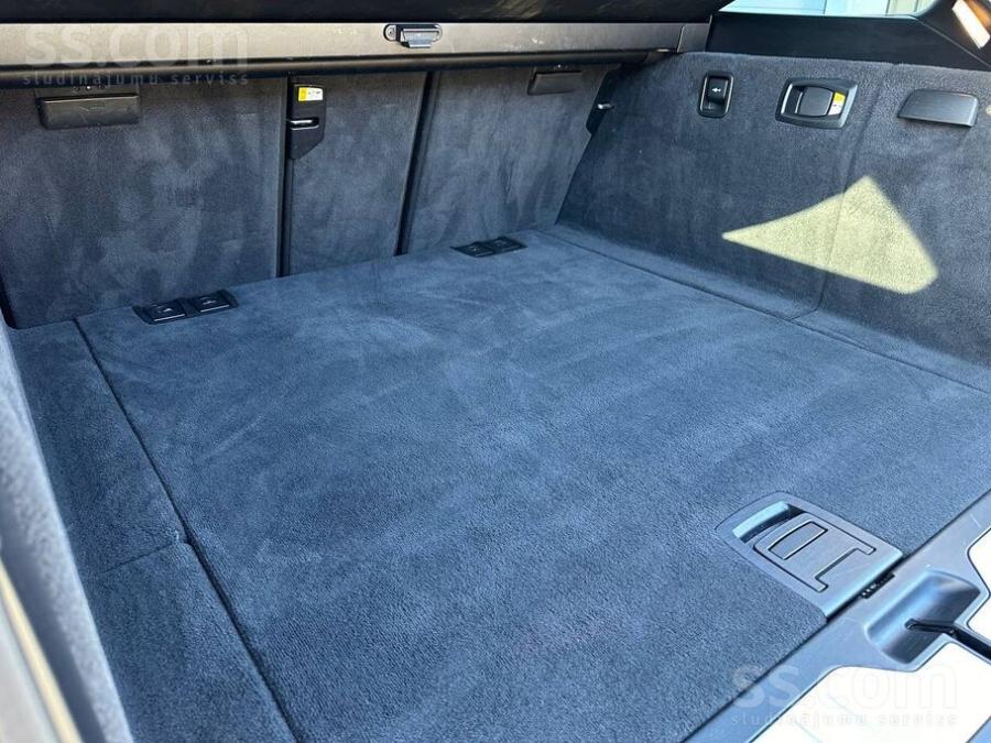 Pelēks BMW 520 2015 Rīga, ar dzinēja tilpumu 2.00 L un nobraukumu 0 tūkst. km par 12850 €, foto 10 vietnē AUTOMOTO.COM.LV