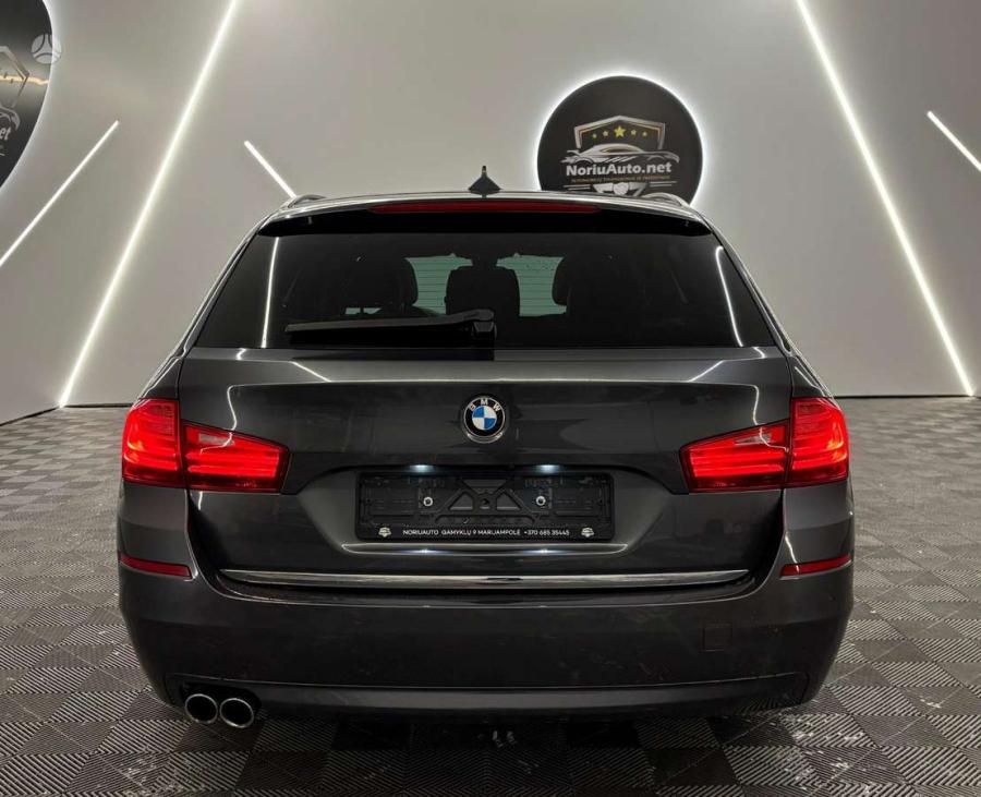 Pelēks BMW 520 2015 Marijampole, ar dzinēja tilpumu 2.00 L un nobraukumu 251 tūkst. km par 12650 €, foto 27 vietnē AUTOMOTO.COM.LV
