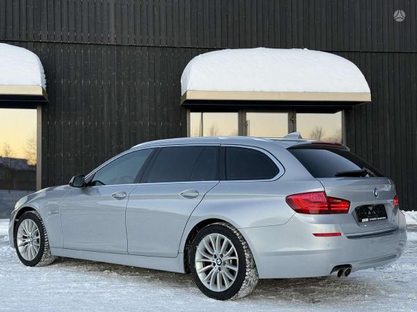 Grey BMW 520 2015 in Siauliai, with an engine capacity of 2.00 L and mileage of 290 thousand km for 12450 €, photo 7 on AUTOMOTO.COM.LV