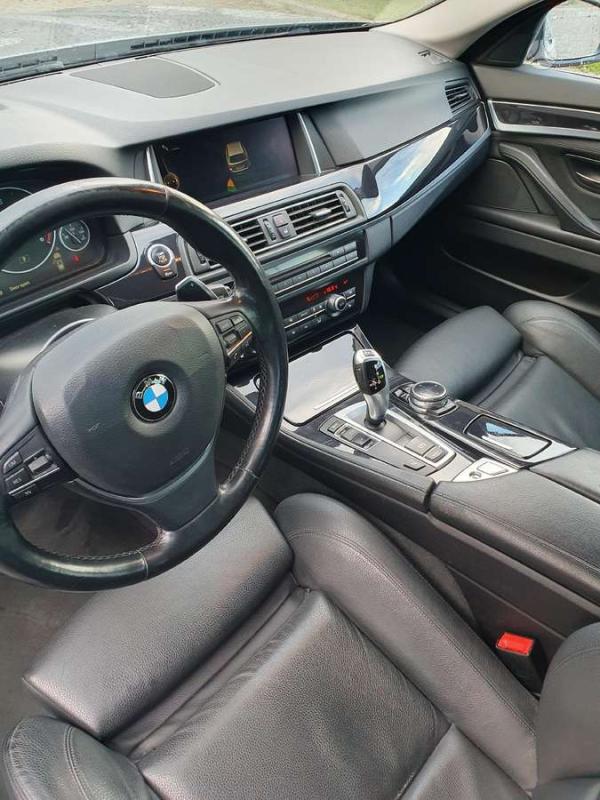 Grey BMW 520 2015 in Siauliai, with an engine capacity of 2.00 L and mileage of 300 thousand km for 11500 €, photo 11 on AUTOMOTO.COM.LV