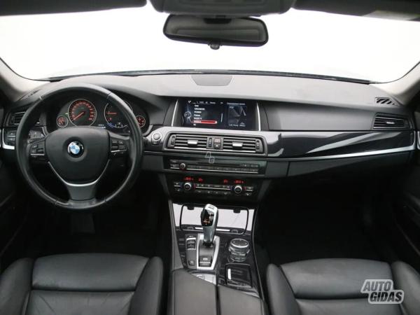 Pelēks BMW 520 2015 Viļņa, ar dzinēja tilpumu 2.00 L un nobraukumu 209 tūkst. km par 12599 €, foto 2 vietnē AUTOMOTO.COM.LV