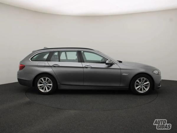 Pelēks BMW 520 2015 Viļņa, ar dzinēja tilpumu 2.00 L un nobraukumu 209 tūkst. km par 12599 €, foto 9 vietnē AUTOMOTO.COM.LV