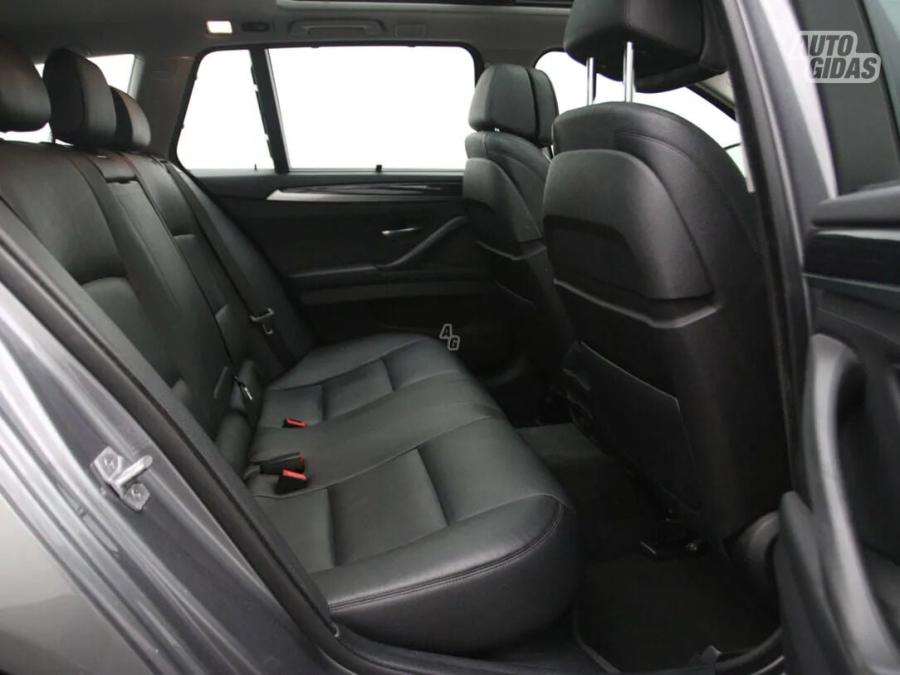 Grey BMW 520 2015 in Vilnius, with an engine capacity of 2.00 L and mileage of 209 thousand km for 12599 €, photo 16 on AUTOMOTO.COM.LV