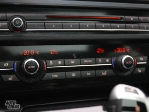 Grey BMW 520 2015 in Vilnius, with an engine capacity of 2.00 L and mileage of 209 thousand km for 12599 €, photo 21 on AUTOMOTO.COM.LV