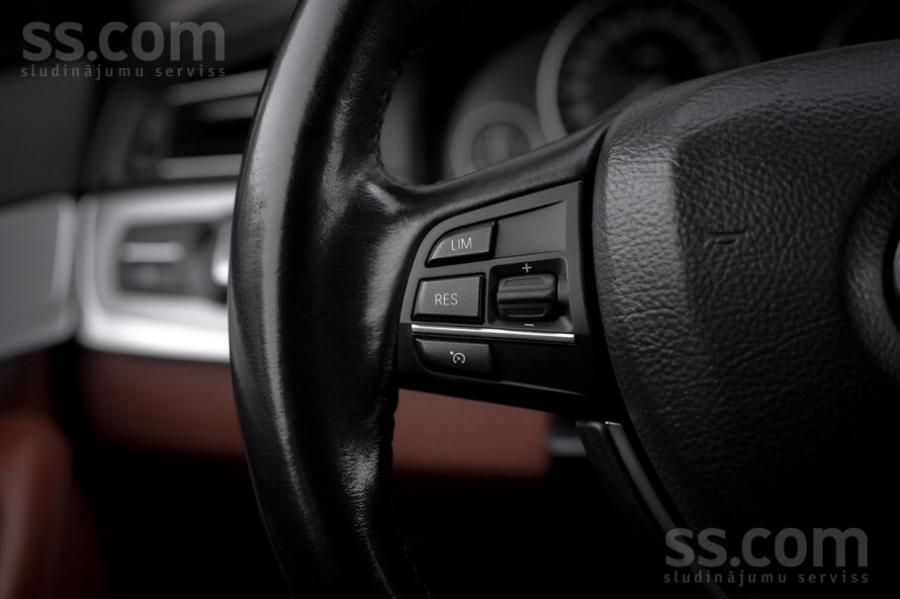 Pelēks BMW 520 2015 Tukums, ar dzinēja tilpumu 2.00 L un nobraukumu 202 tūkst. km par 12950 €, foto 18 vietnē AUTOMOTO.COM.LV