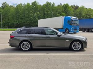 Grey BMW 520 2015 in Riga, with an engine capacity of 2.00 L and mileage of 276 thousand km for 10700 €, photo 7 on AUTOMOTO.COM.LV