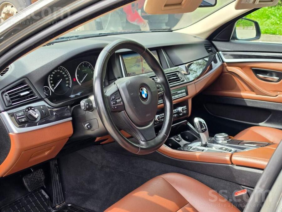 Grey BMW 520 2015 in Riga, with an engine capacity of 2.00 L and mileage of 276 thousand km for 10700 €, photo 11 on AUTOMOTO.COM.LV