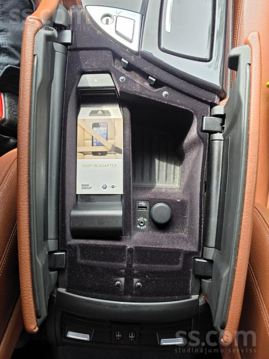 Grey BMW 520 2015 in Riga, with an engine capacity of 2.00 L and mileage of 276 thousand km for 10700 €, photo 13 on AUTOMOTO.COM.LV