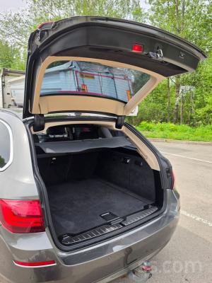 Grey BMW 520 2015 in Riga, with an engine capacity of 2.00 L and mileage of 276 thousand km for 10700 €, photo 15 on AUTOMOTO.COM.LV