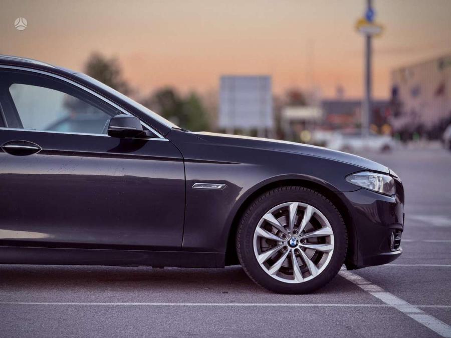 Pelēks BMW 520 2015 Kauņa, ar dzinēja tilpumu 2.00 L un nobraukumu 174 tūkst. km par 12500 €, foto 9 vietnē AUTOMOTO.COM.LV