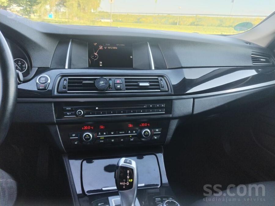 Grey BMW 520 2015 in Daugavpils, with an engine capacity of 2.00 L and mileage of 290 thousand km for 9850 €, photo 7 on AUTOMOTO.COM.LV