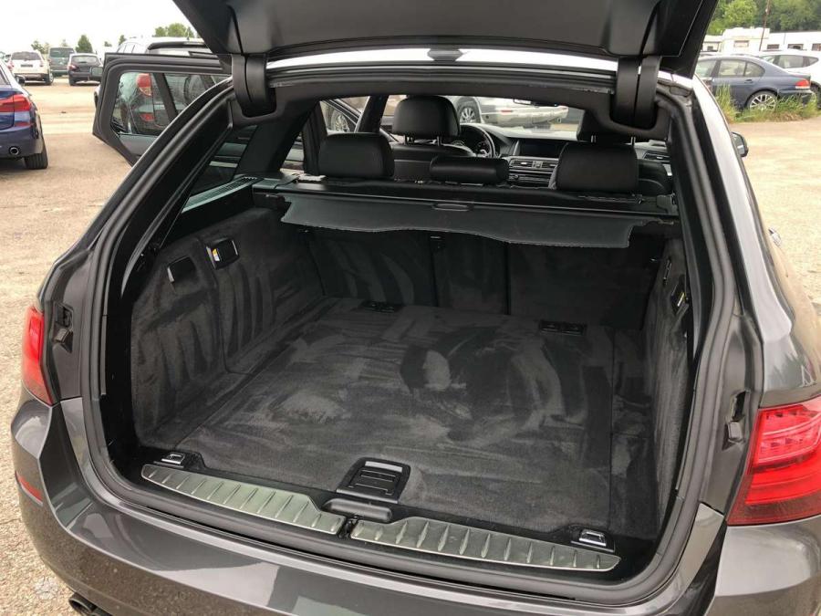 Grey BMW 520 2015 in Utena, with an engine capacity of 2.00 L and mileage of 247 thousand km for 13400 €, photo 15 on AUTOMOTO.COM.LV