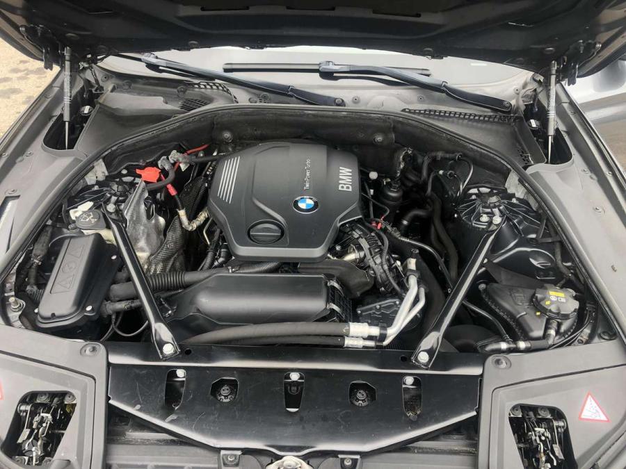 Grey BMW 520 2015 in Utena, with an engine capacity of 2.00 L and mileage of 247 thousand km for 13400 €, photo 23 on AUTOMOTO.COM.LV