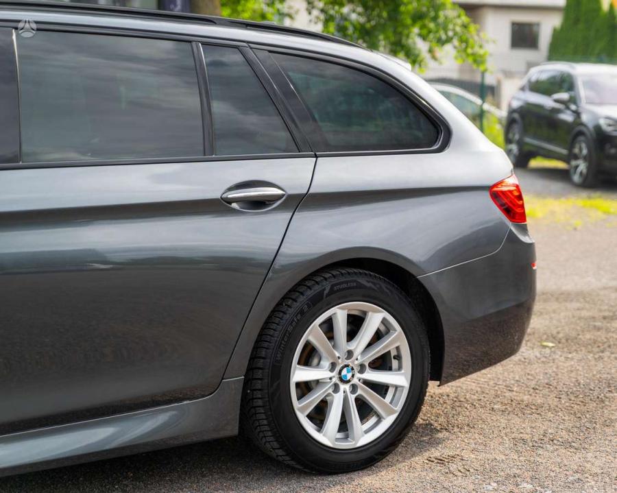 Pelēks BMW 520 2015 Viļņa, ar dzinēja tilpumu 2.00 L un nobraukumu 260 tūkst. km par 11500 €, foto 12 vietnē AUTOMOTO.COM.LV