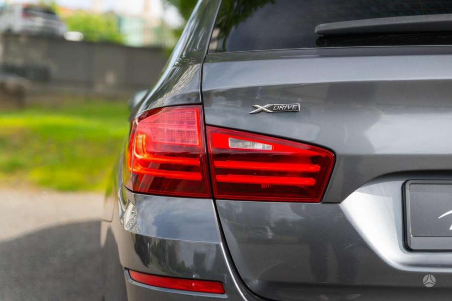 Pelēks BMW 520 2015 Viļņa, ar dzinēja tilpumu 2.00 L un nobraukumu 260 tūkst. km par 11500 €, foto 16 vietnē AUTOMOTO.COM.LV