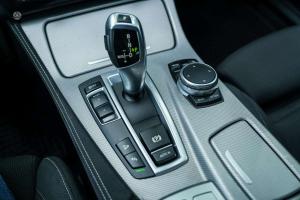 Pelēks BMW 520 2015 Viļņa, ar dzinēja tilpumu 2.00 L un nobraukumu 260 tūkst. km par 11500 €, foto 28 vietnē AUTOMOTO.COM.LV
