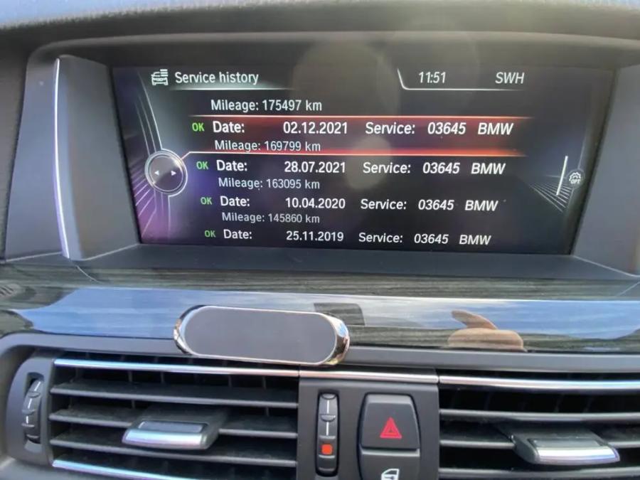 Pelēks BMW 520 2015 Tukums, ar dzinēja tilpumu 2.00 L un nobraukumu 257 tūkst. km par 10990 €, foto 23 vietnē AUTOMOTO.COM.LV