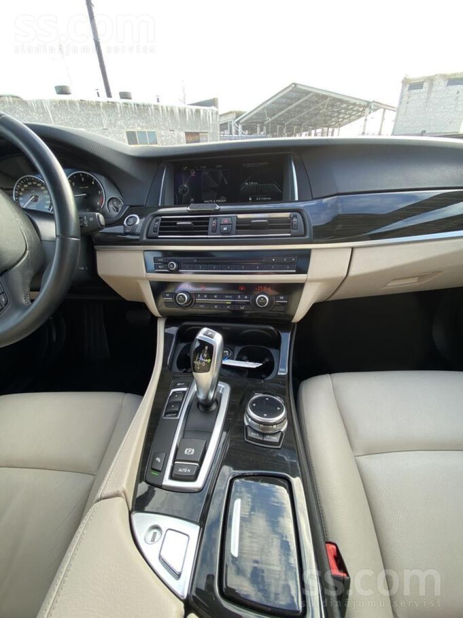 Pelēks BMW 520 2015 Tukums, ar dzinēja tilpumu 2.00 L un nobraukumu 257 tūkst. km par 10990 €, foto 10 vietnē AUTOMOTO.COM.LV