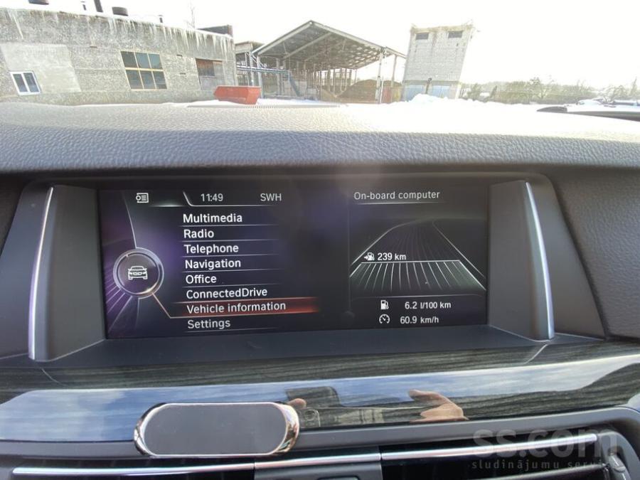 Pelēks BMW 520 2015 Tukums, ar dzinēja tilpumu 2.00 L un nobraukumu 257 tūkst. km par 10990 €, foto 27 vietnē AUTOMOTO.COM.LV
