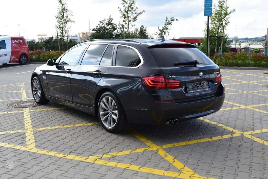 Grey BMW 520 2015 in Vilnius, with an engine capacity of 2.00 L and mileage of 249 thousand km for 10200 €, photo 6 on AUTOMOTO.COM.LV
