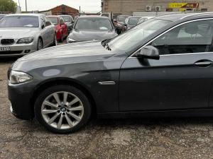 Grey BMW 520 2015 in Daugavpils, with an engine capacity of 2.00 L and mileage of 291 thousand km for 9600 €, photo 8 on AUTOMOTO.COM.LV