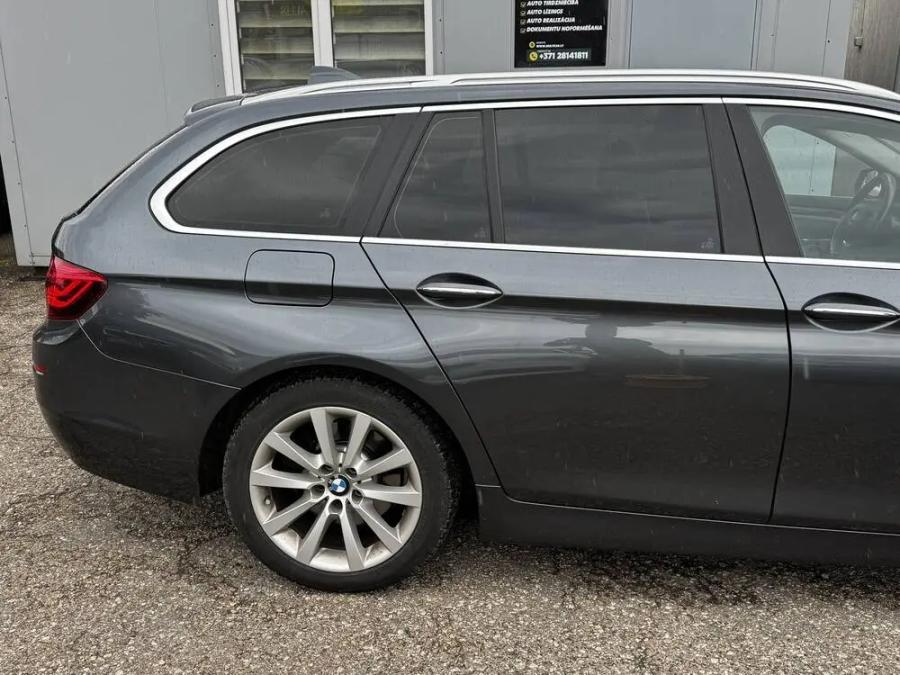Grey BMW 520 2015 in Daugavpils, with an engine capacity of 2.00 L and mileage of 291 thousand km for 9600 €, photo 9 on AUTOMOTO.COM.LV