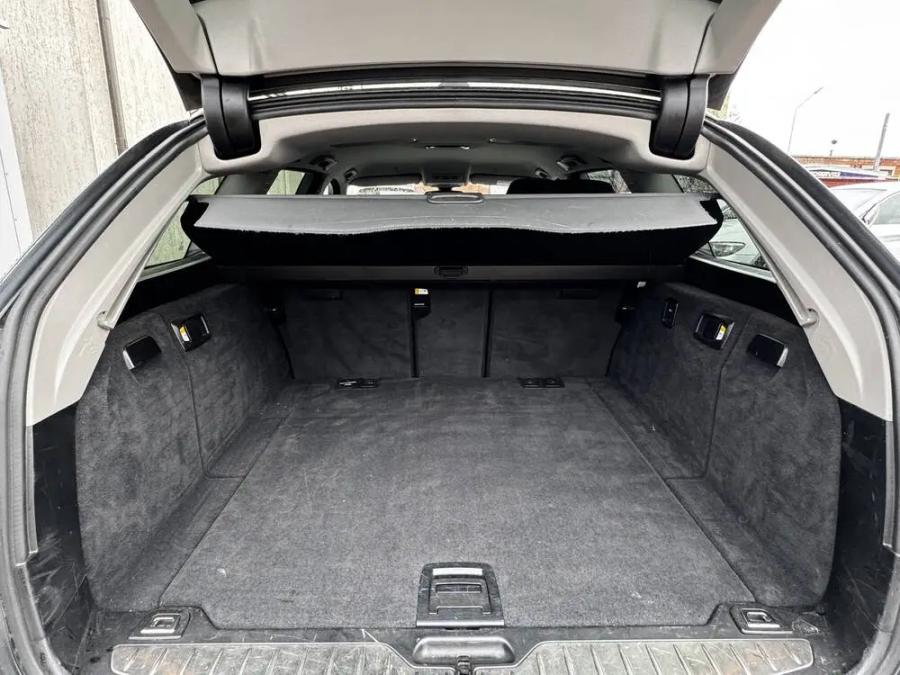 Grey BMW 520 2015 in Daugavpils, with an engine capacity of 2.00 L and mileage of 291 thousand km for 9600 €, photo 25 on AUTOMOTO.COM.LV