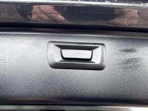 Grey BMW 520 2015 in Daugavpils, with an engine capacity of 2.00 L and mileage of 291 thousand km for 9600 €, photo 26 on AUTOMOTO.COM.LV