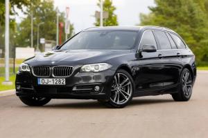 Grey BMW 520 2015 in Jelgava, with an engine capacity of 2.00 L and mileage of 243 thousand km for 11400 €, photo  on AUTOMOTO.COM.LV