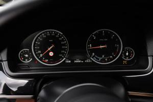 Grey BMW 520 2015 in Jelgava, with an engine capacity of 2.00 L and mileage of 243 thousand km for 11400 €, photo 29 on AUTOMOTO.COM.LV