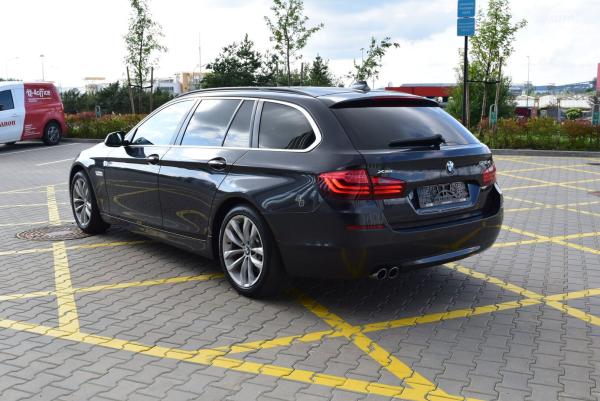 Grey BMW 520 2015 in Vilnius, with an engine capacity of 2.00 L and mileage of 249 thousand km for 10200 €, photo 5 on AUTOMOTO.COM.LV