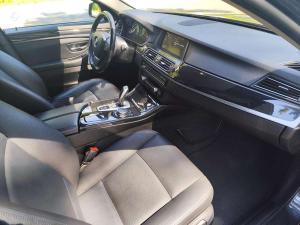 Grey BMW 520 2015 in Vilnius, with an engine capacity of 2.00 L and mileage of 260 thousand km for 8800 €, photo 10 on AUTOMOTO.COM.LV