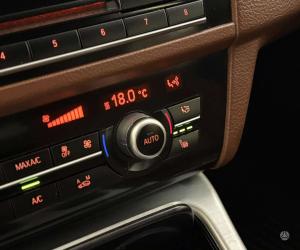 Grey BMW 520 2015 in Marijampole, with an engine capacity of 2.00 L and mileage of 362 thousand km for 9999 €, photo 15 on AUTOMOTO.COM.LV
