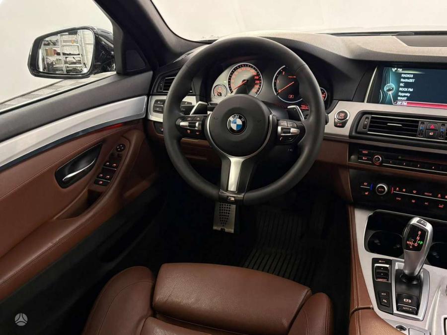 Grey BMW 520 2015 in Marijampole, with an engine capacity of 2.00 L and mileage of 362 thousand km for 9999 €, photo 17 on AUTOMOTO.COM.LV