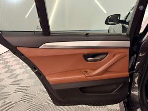 Grey BMW 520 2015 in Marijampole, with an engine capacity of 2.00 L and mileage of 362 thousand km for 9999 €, photo 20 on AUTOMOTO.COM.LV
