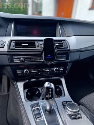 Grey BMW 520 2015 in Riga, with an engine capacity of 2.00 L and mileage of 295 thousand km for 12000 €, photo 6 on AUTOMOTO.COM.LV