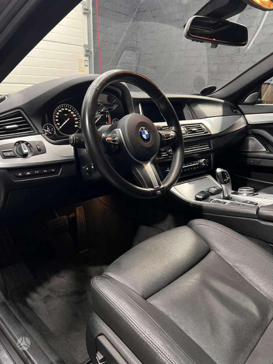 Pelēks BMW 520 2016 Utena, ar dzinēja tilpumu 2.00 L un nobraukumu 306 tūkst. km par 13650 €, foto 36 vietnē AUTOMOTO.COM.LV
