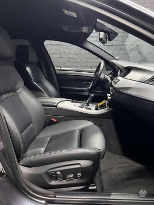 Pelēks BMW 520 2016 Utena, ar dzinēja tilpumu 2.00 L un nobraukumu 250 tūkst. km par 12990 €, foto 27 vietnē AUTOMOTO.COM.LV