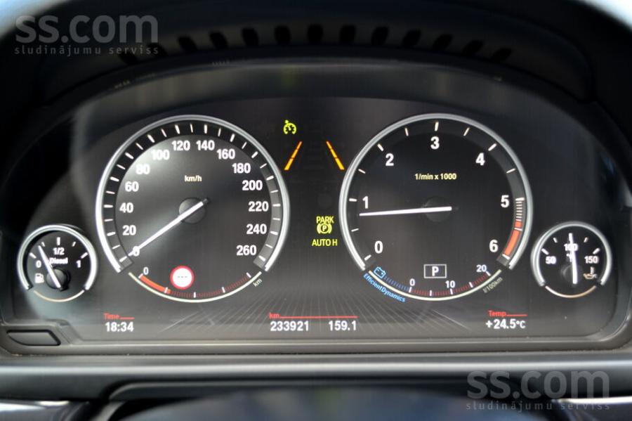 Grey BMW 520 2016 in Tukums, with an engine capacity of 2.00 L and mileage of 234 thousand km for 14990 €, photo 21 on AUTOMOTO.COM.LV
