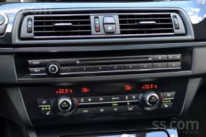 Grey BMW 520 2016 in Tukums, with an engine capacity of 2.00 L and mileage of 234 thousand km for 14990 €, photo 22 on AUTOMOTO.COM.LV