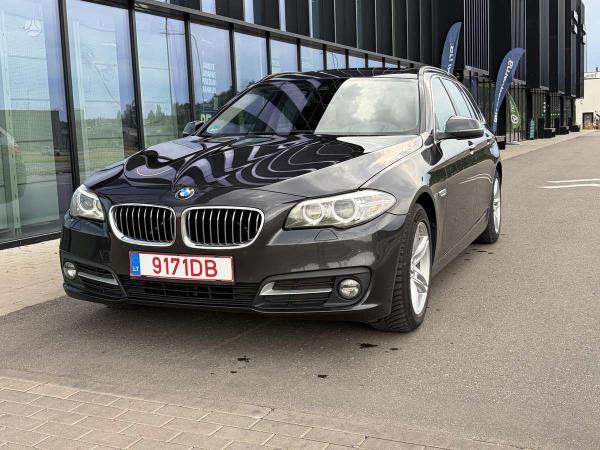 Grey BMW 520 2016 in Vilnius, with an engine capacity of 2.00 L and mileage of 264 thousand km for 11699 €, photo 3 on AUTOMOTO.COM.LV