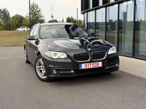 Grey BMW 520 2016 in Vilnius, with an engine capacity of 2.00 L and mileage of 264 thousand km for 11699 €, photo 10 on AUTOMOTO.COM.LV