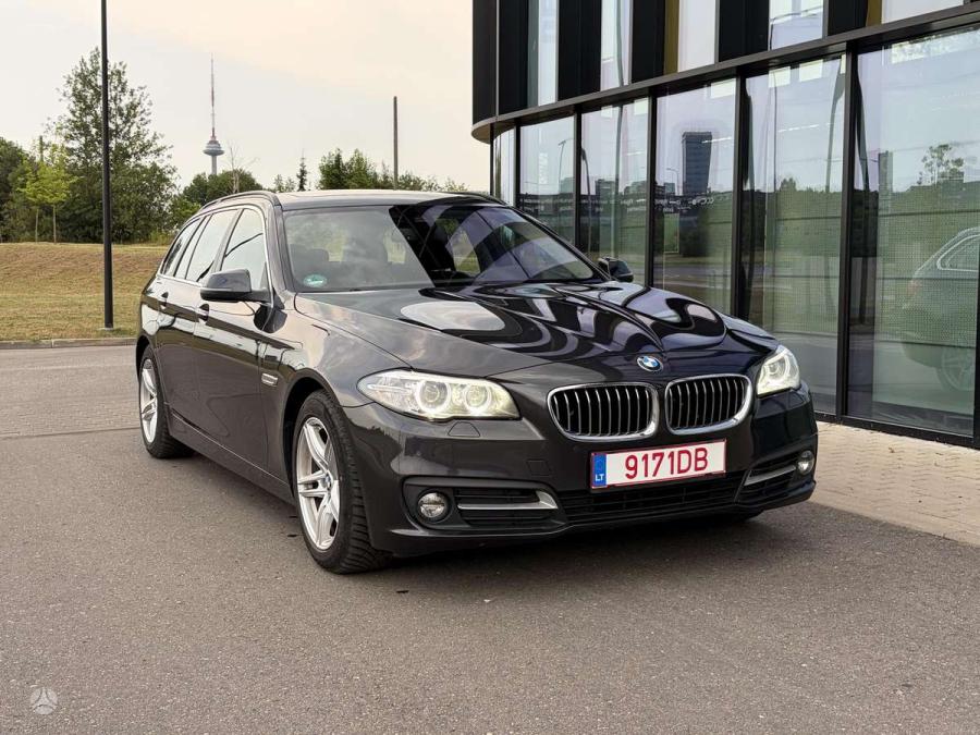 Grey BMW 520 2016 in Vilnius, with an engine capacity of 2.00 L and mileage of 264 thousand km for 11699 €, photo 11 on AUTOMOTO.COM.LV