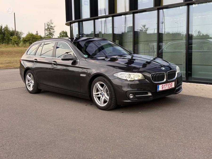 Grey BMW 520 2016 in Vilnius, with an engine capacity of 2.00 L and mileage of 264 thousand km for 11699 €, photo 12 on AUTOMOTO.COM.LV